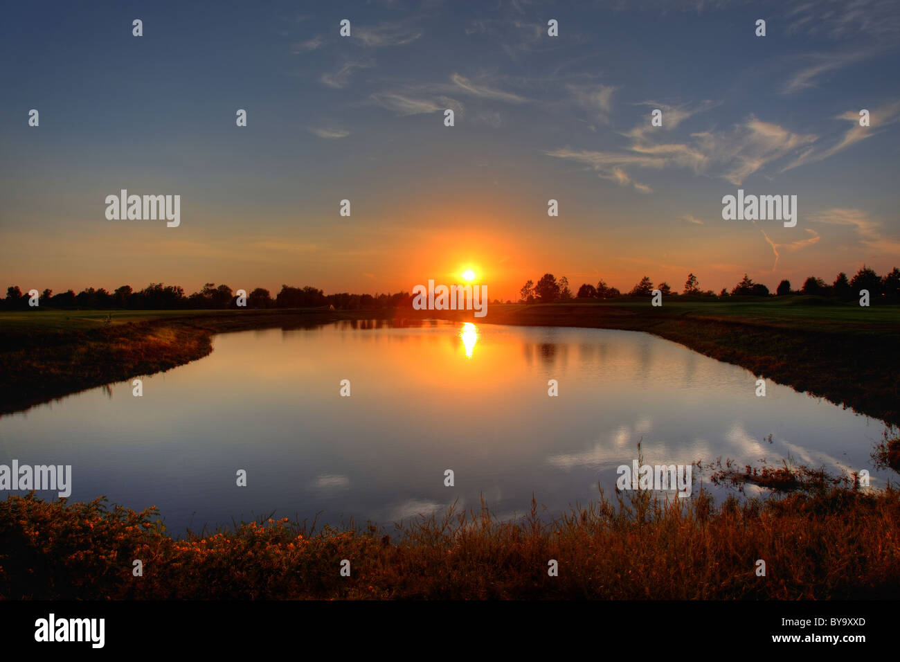 Hdr sunset hi-res stock photography and images - Alamy