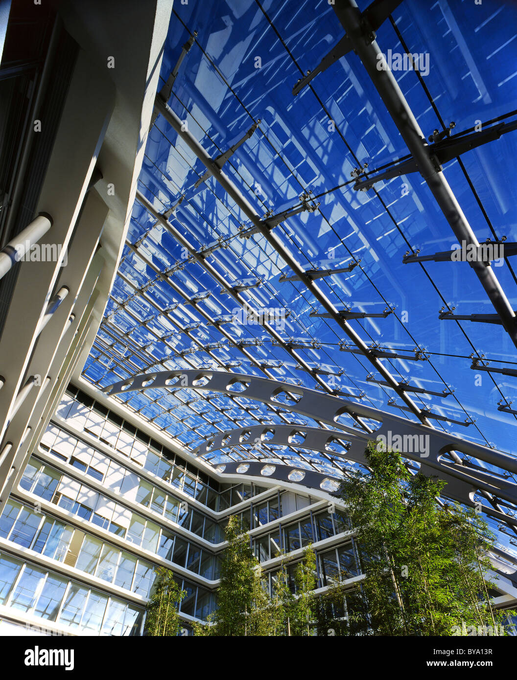 Am bogen hi-res stock photography and images - Alamy