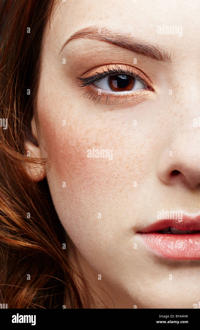 Half face makeup hi-res stock photography and images - Alamy