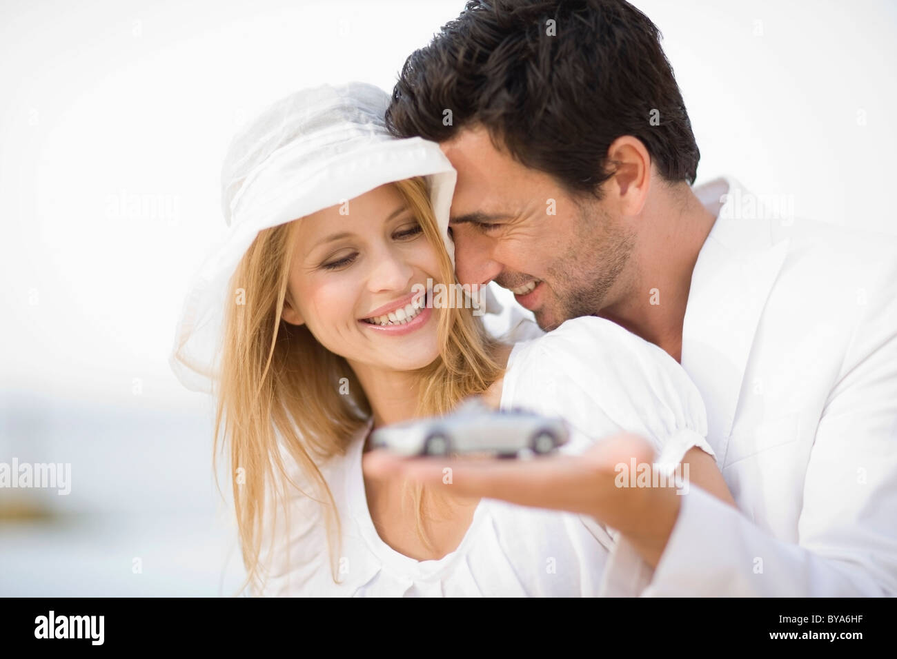 Couple in white Stock Photo - Alamy