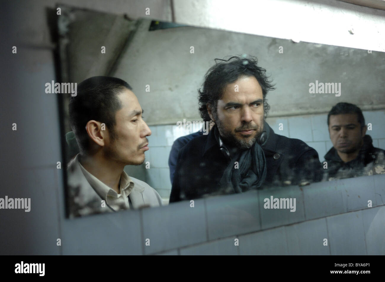 Alejandro gonzalez inarritu on set hi-res stock photography and images ...