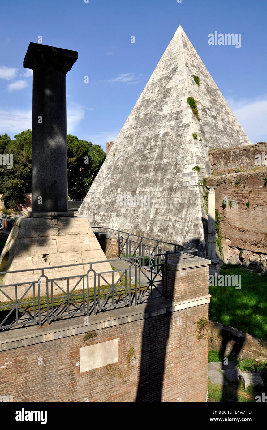 Death pyramid hi-res stock photography and images - Alamy