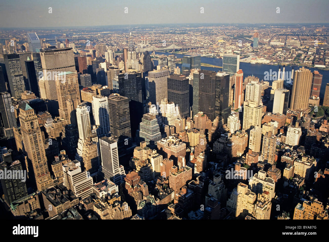 New york skyline 1980s hi-res stock photography and images - Alamy