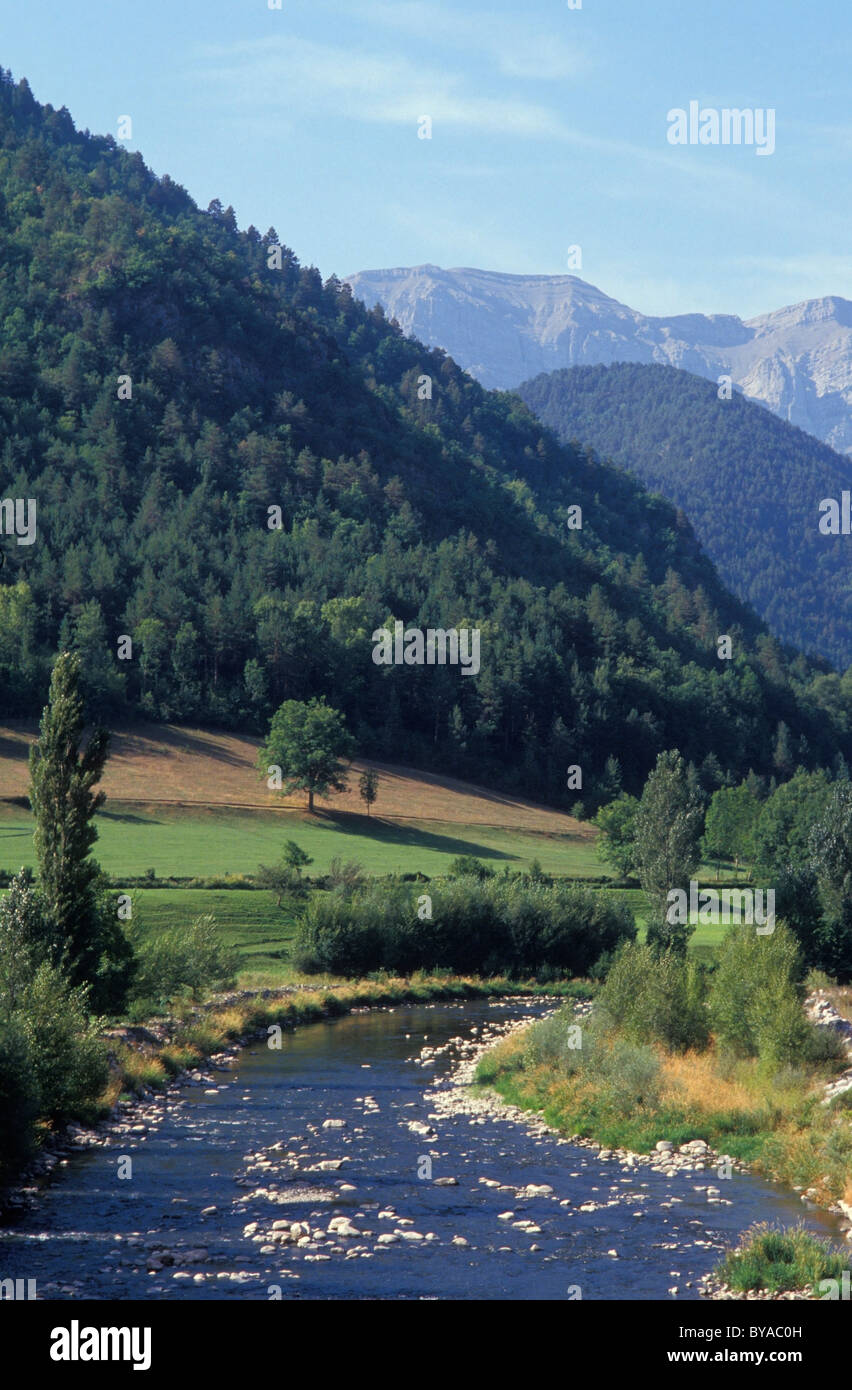 RIU SEGRE RIVER NEAR MARINET, CATALONIA, SPAIN Stock Photo - Alamy