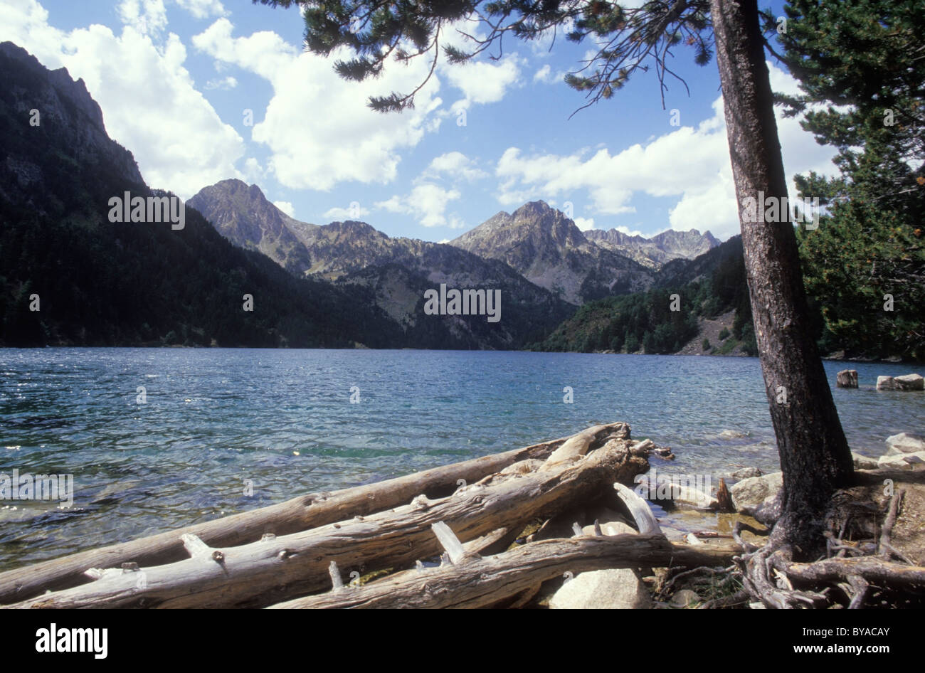 Lago de san mauricio hi-res stock photography and images - Alamy