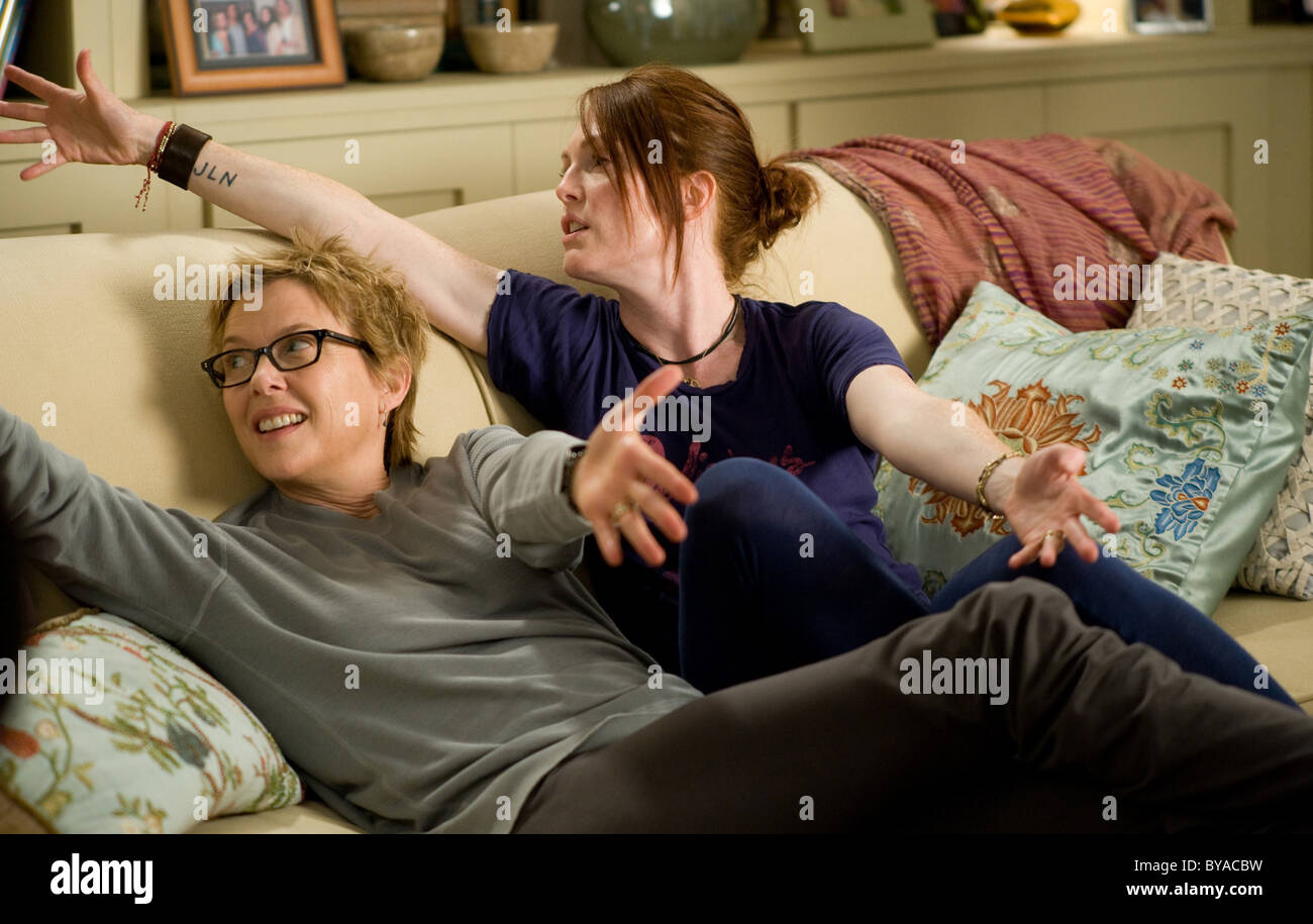 The Kids Are All Right Year : 2010 USA Director : Lisa Cholodenko Annette Bening, Julianne Moore ...