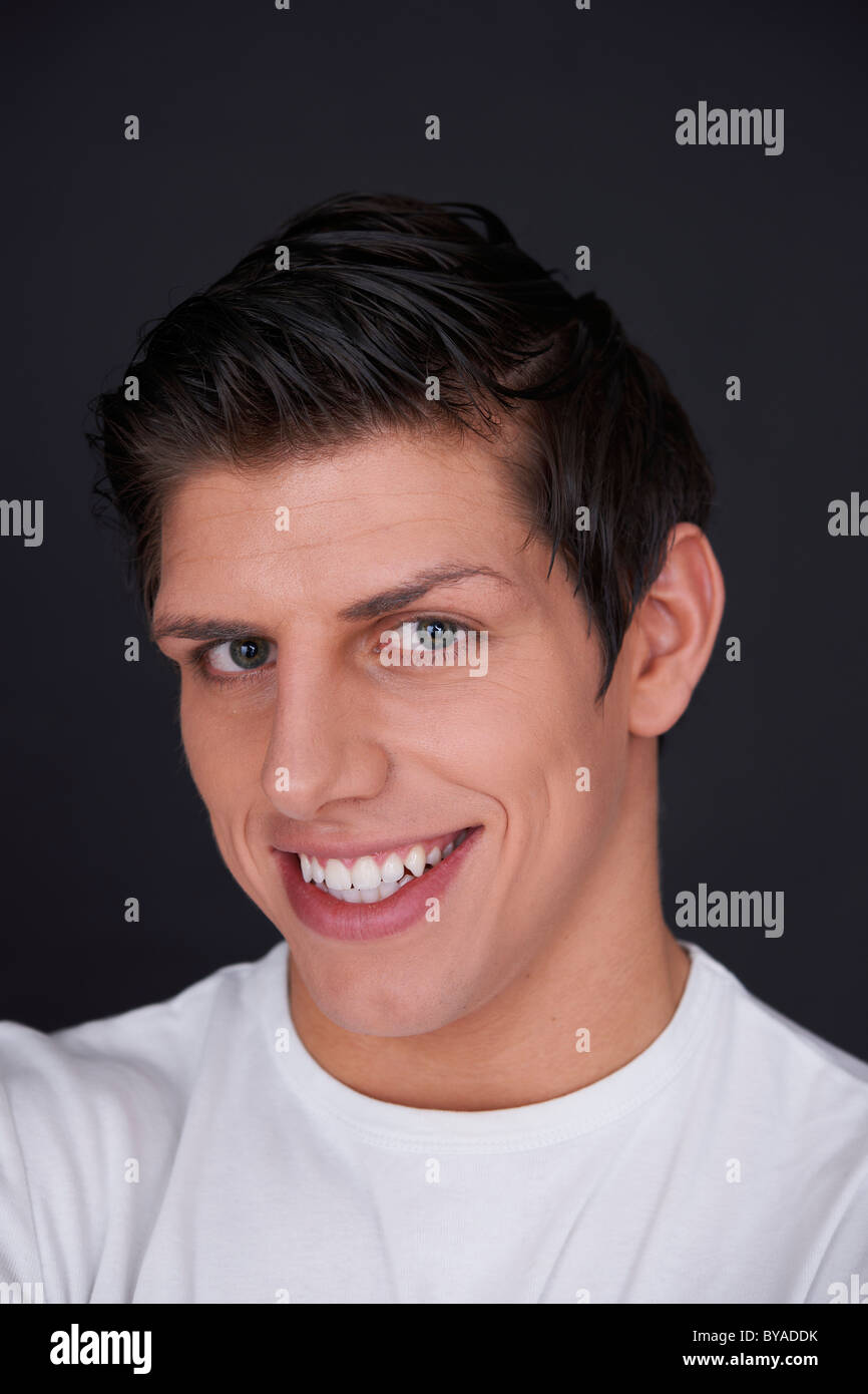 Shiny teeth hi-res stock photography and images - Alamy