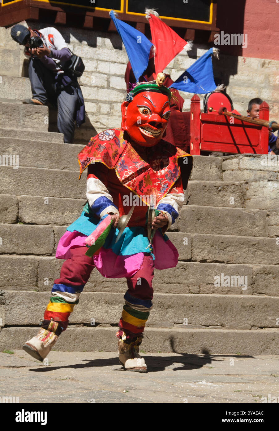masked monk dancing at the Mani Rimdu Festival at Tengboche Monastery ...