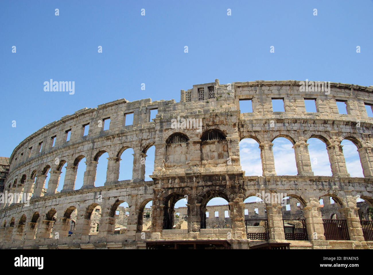 Roman ruin ruins hi-res stock photography and images - Alamy
