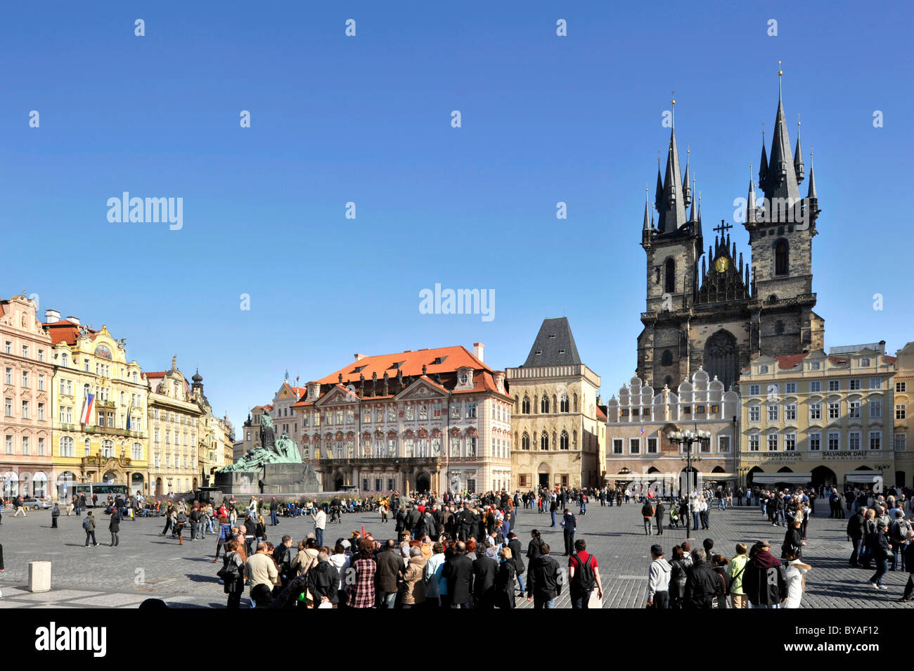House at the stone bell prague hi-res stock photography and images - Alamy