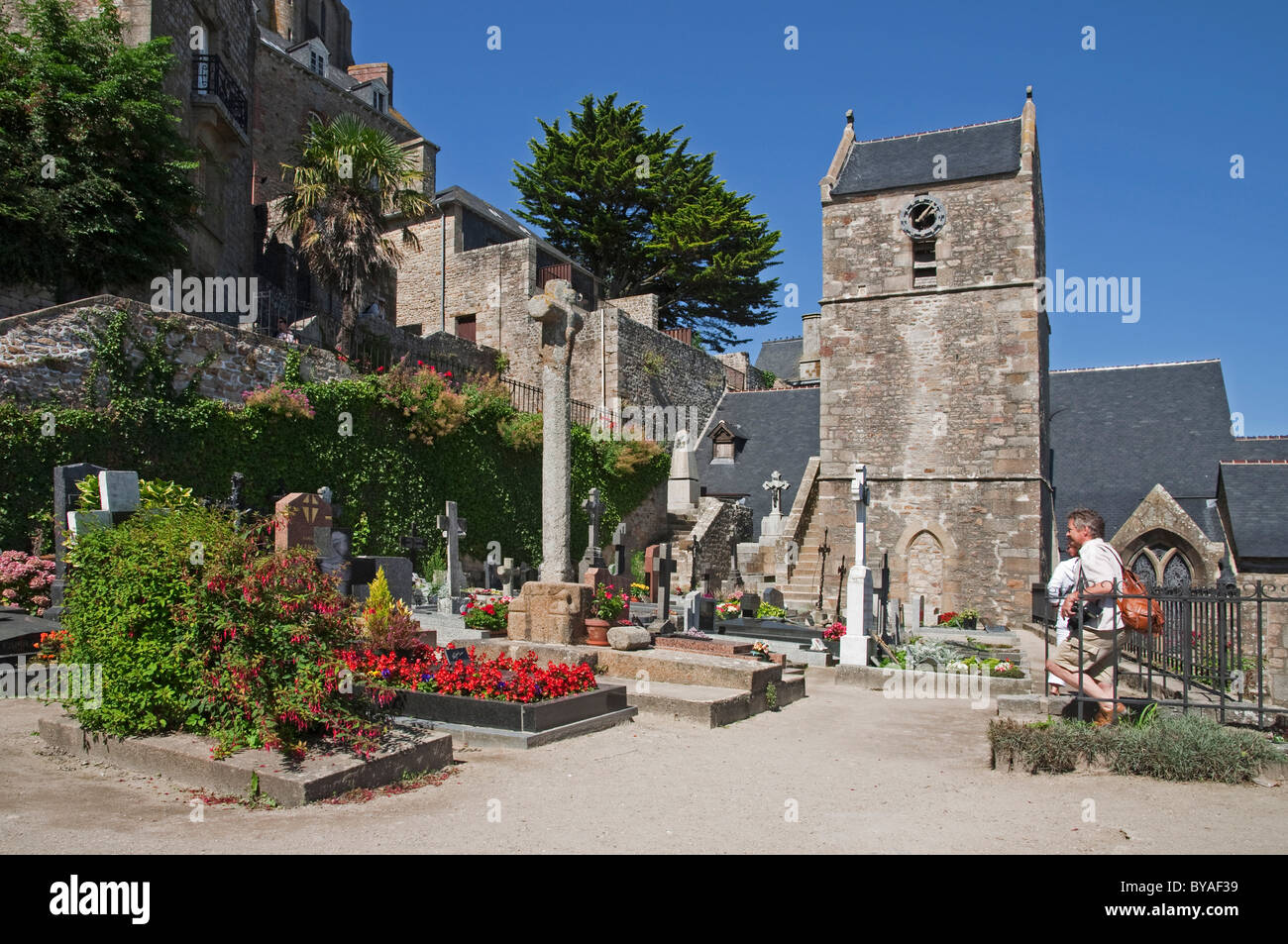 Graveyard at the Mont Saint-Michel, Normandy, France Stock Photo - Alamy