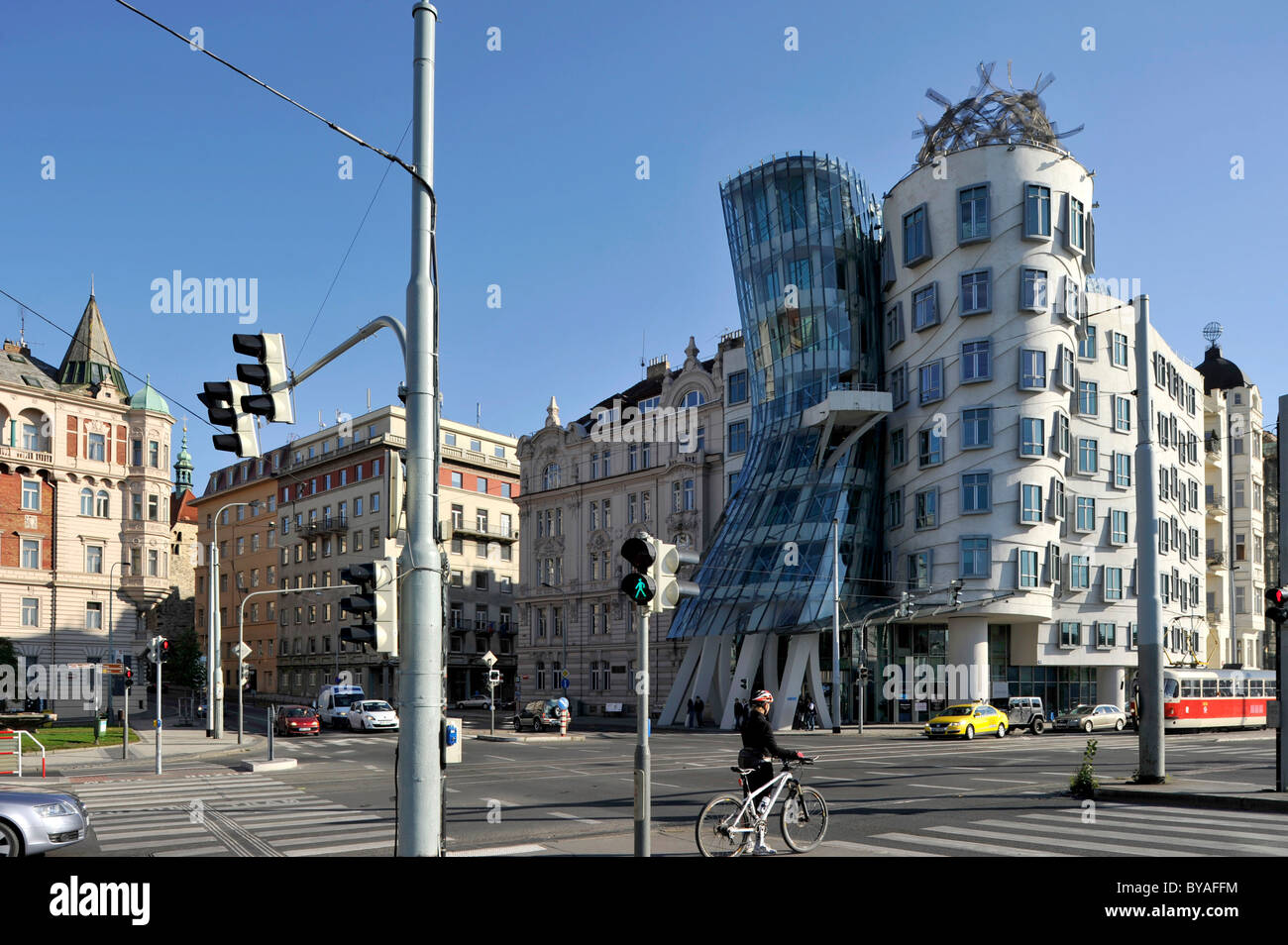 Dancing house prague frank gehry hi-res stock photography and images ...