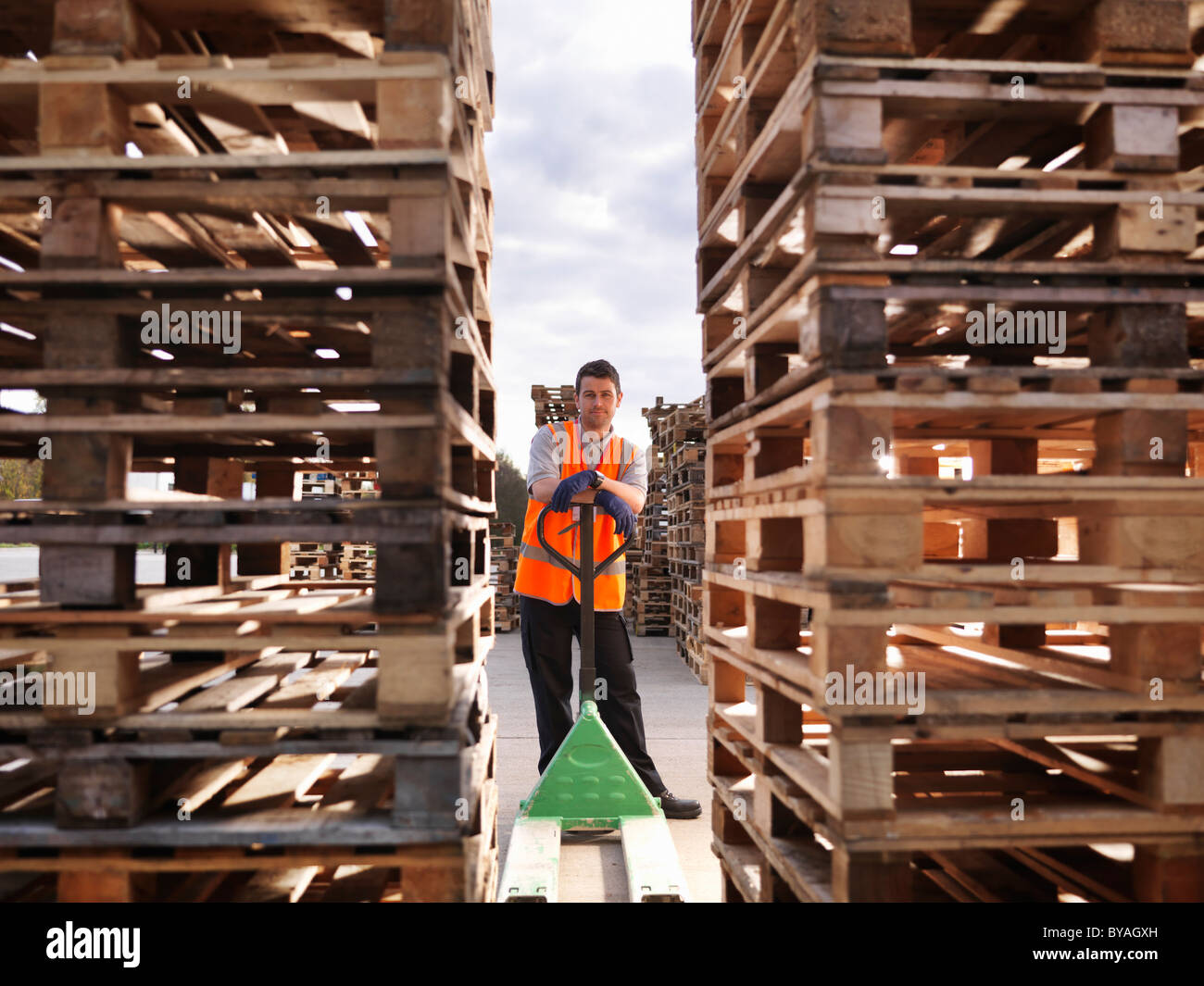 Pallet Loading High Resolution Stock Photography and Images - Alamy