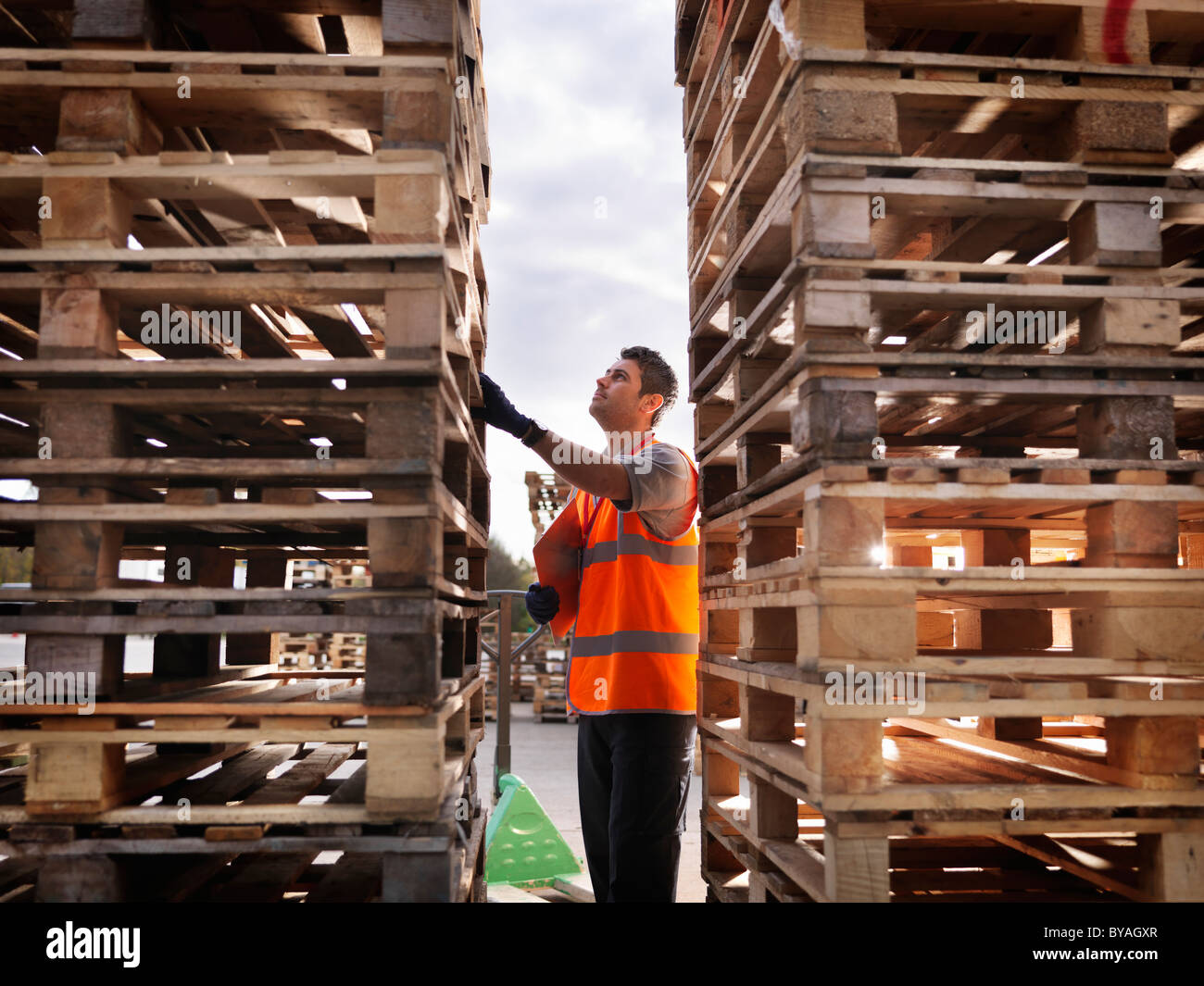 Pallets High Resolution Stock Photography and Images - Alamy