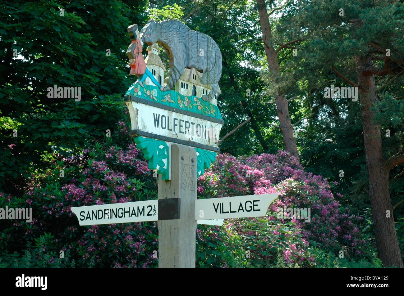 Wolferton sign hi-res stock photography and images - Alamy
