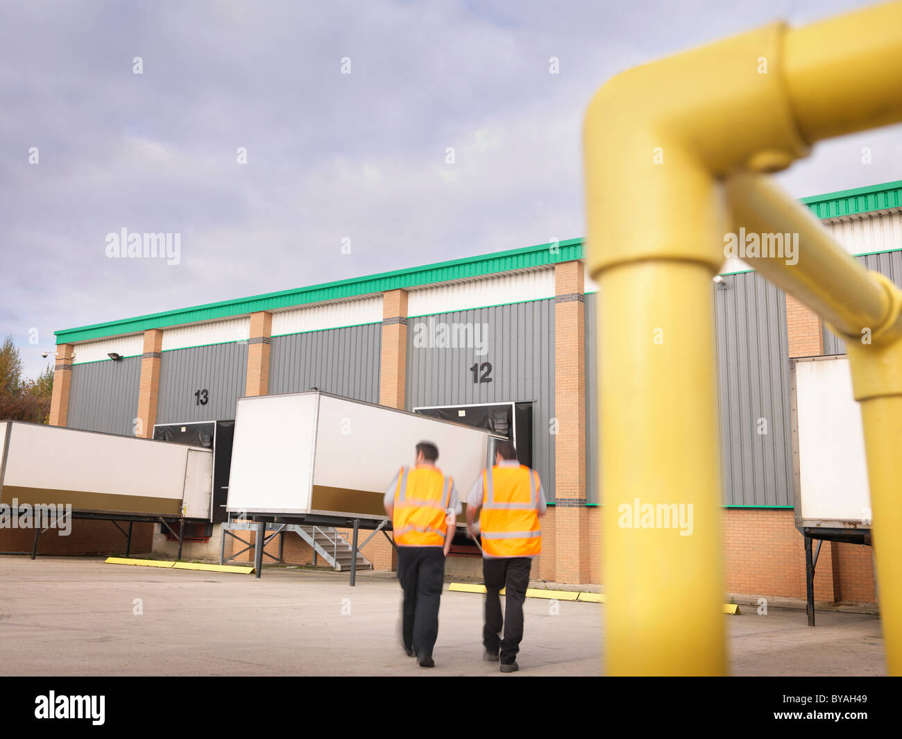 Loading shipping container hi-res stock photography and images - Alamy