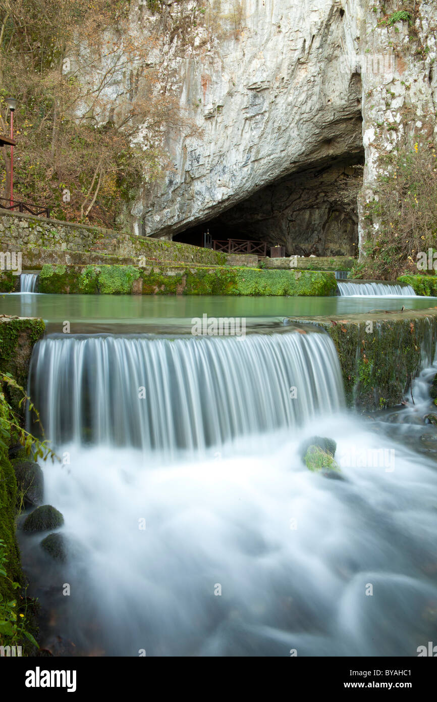 Petnicka Pecina Cave Petnica Waterfall Cave Stock Photo - Alamy