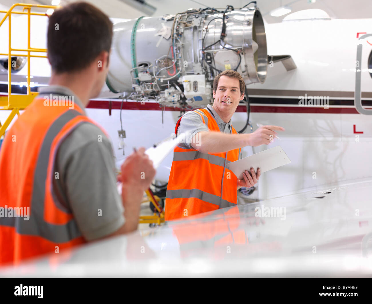 Jet engine side view hi-res stock photography and images - Alamy