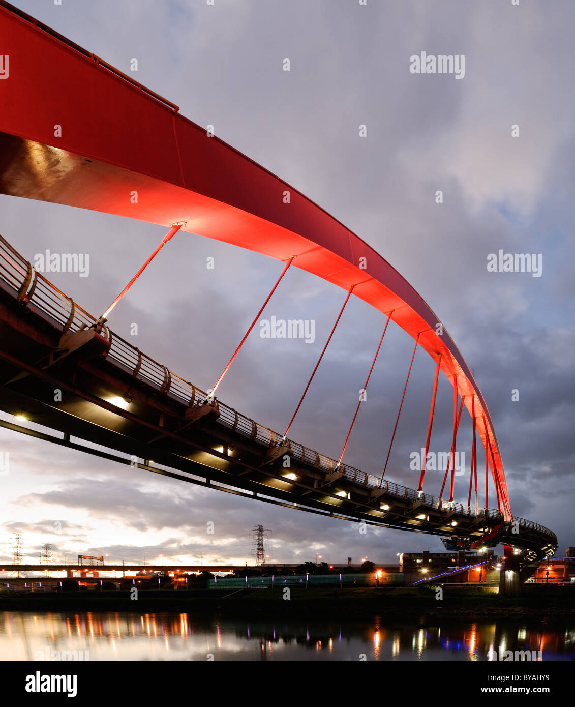 Cityscape of bridge Stock Photo - Alamy