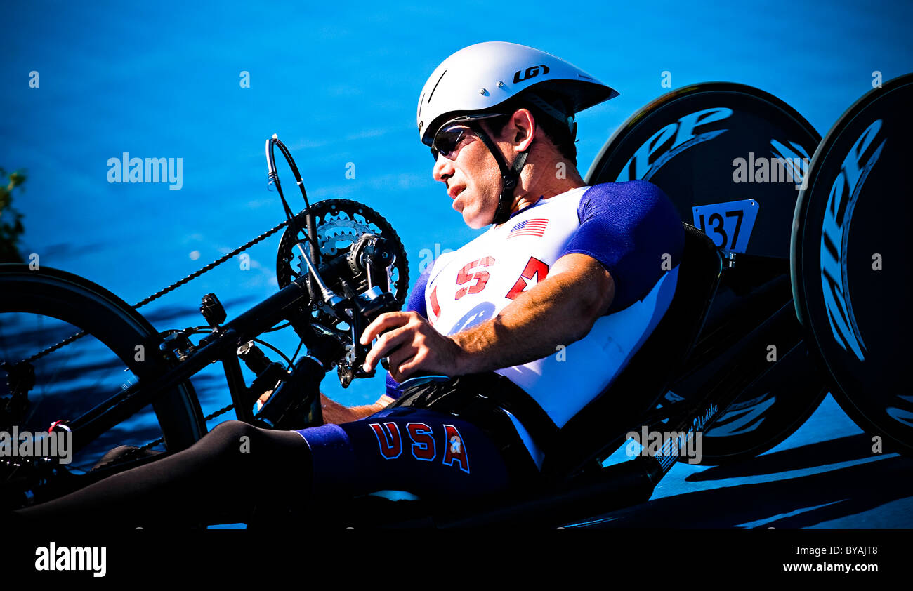 Handcycle road race paralympics hi-res stock photography and images - Alamy