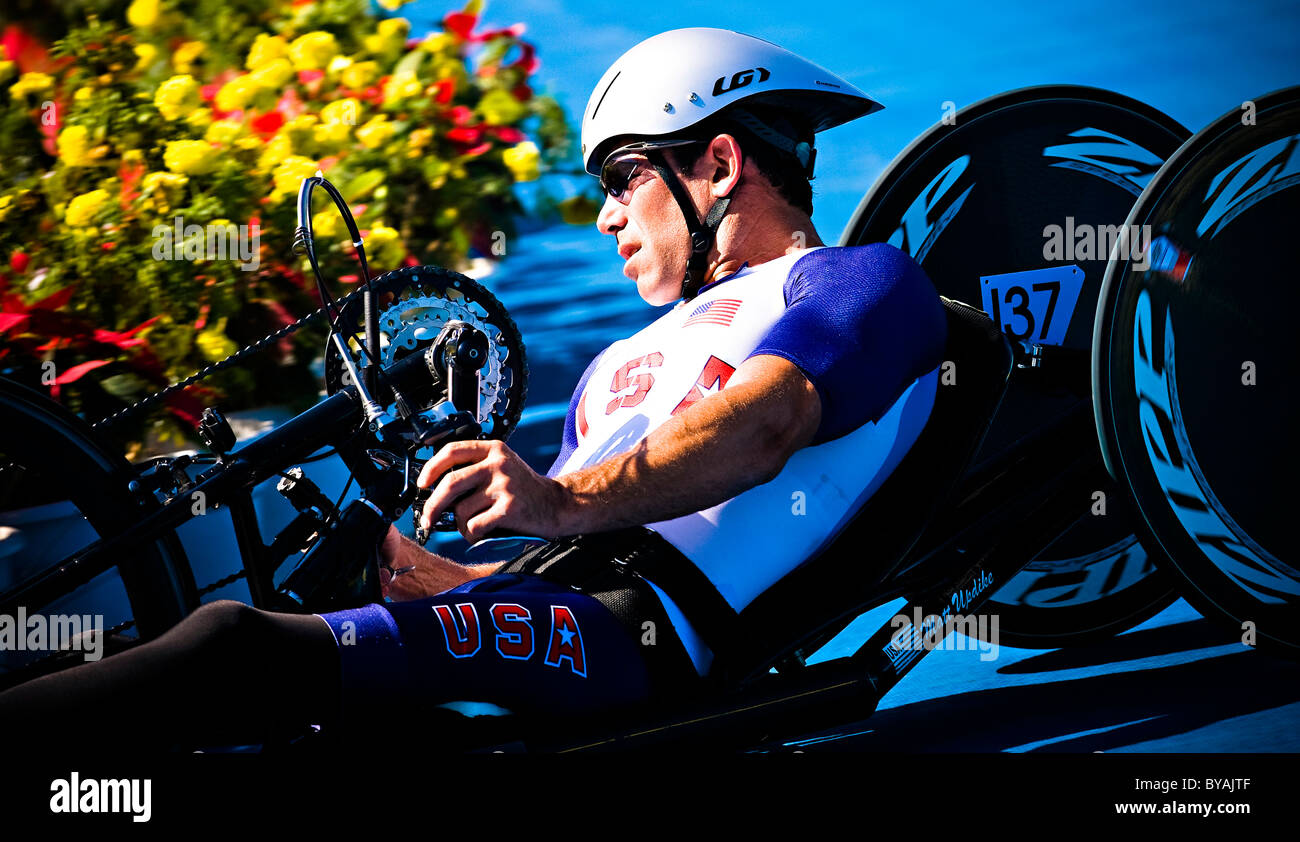Mens road cycling hi-res stock photography and images - Alamy
