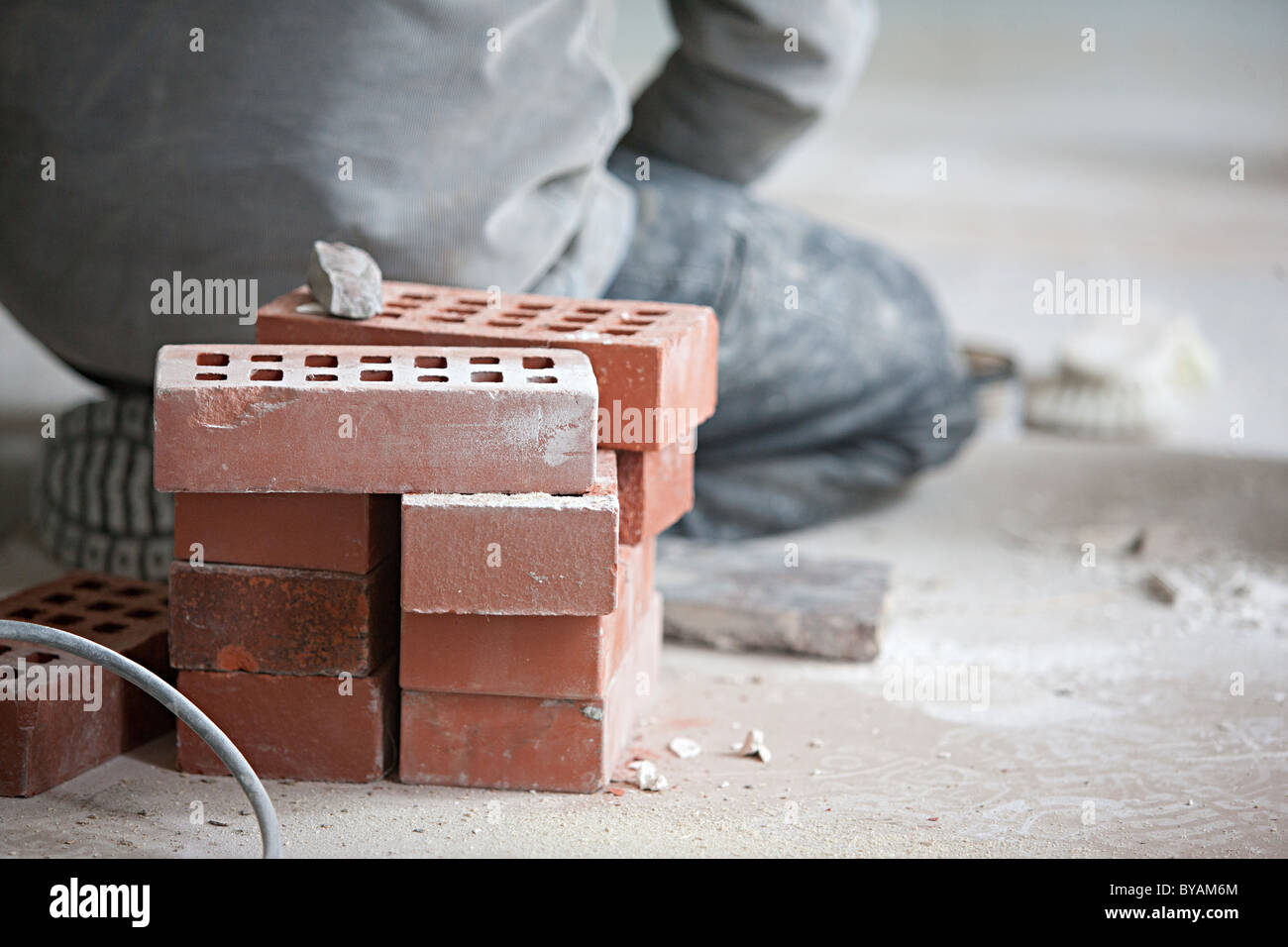Section bricklaying hi-res stock photography and images - Alamy