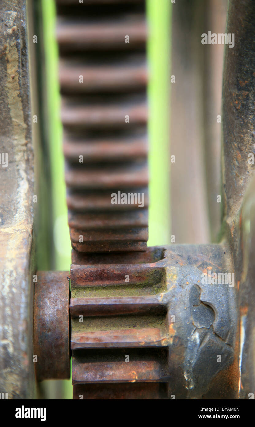 Rusty cogwheel hi-res stock photography and images - Alamy