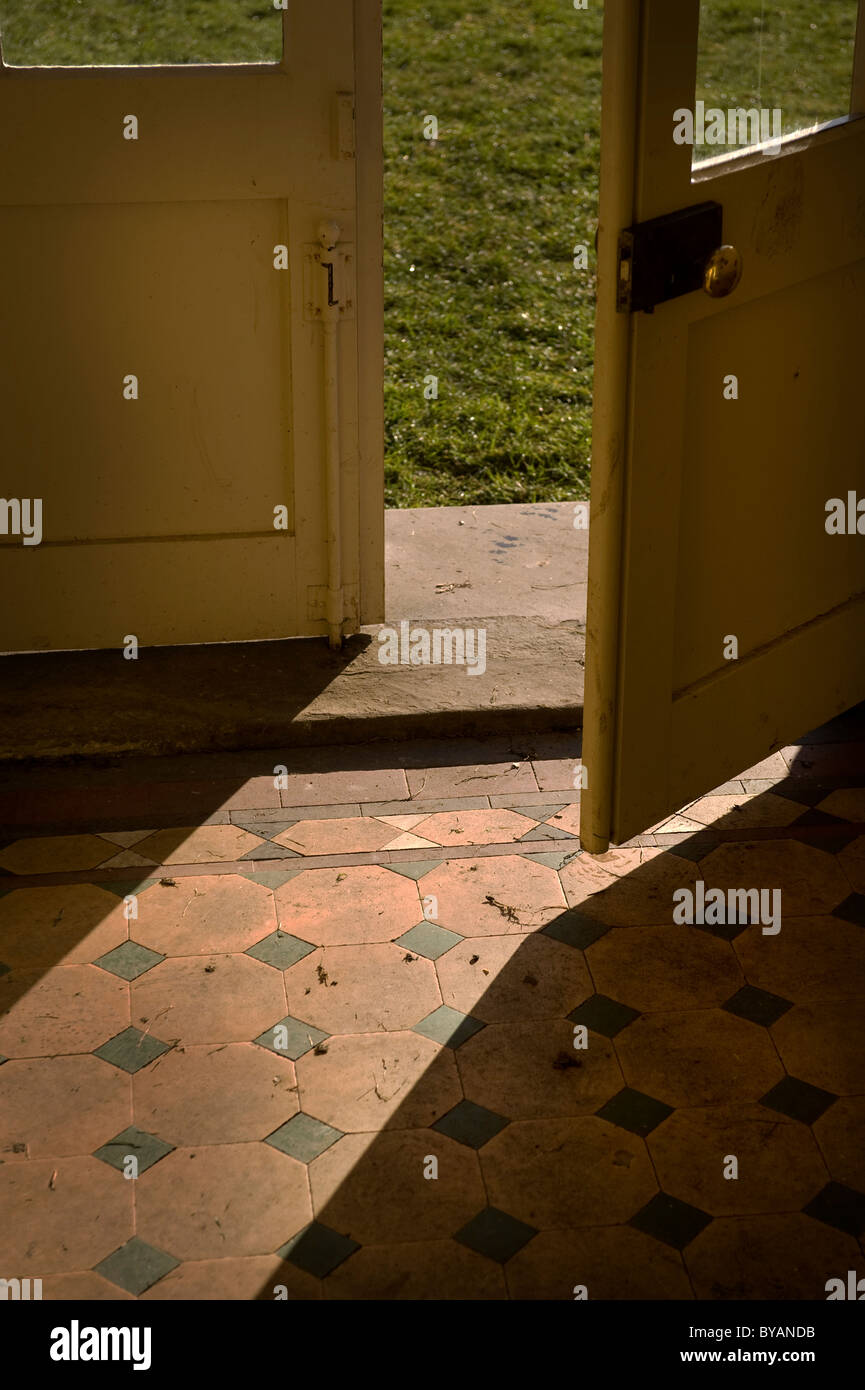 Opened undone hi-res stock photography and images - Alamy