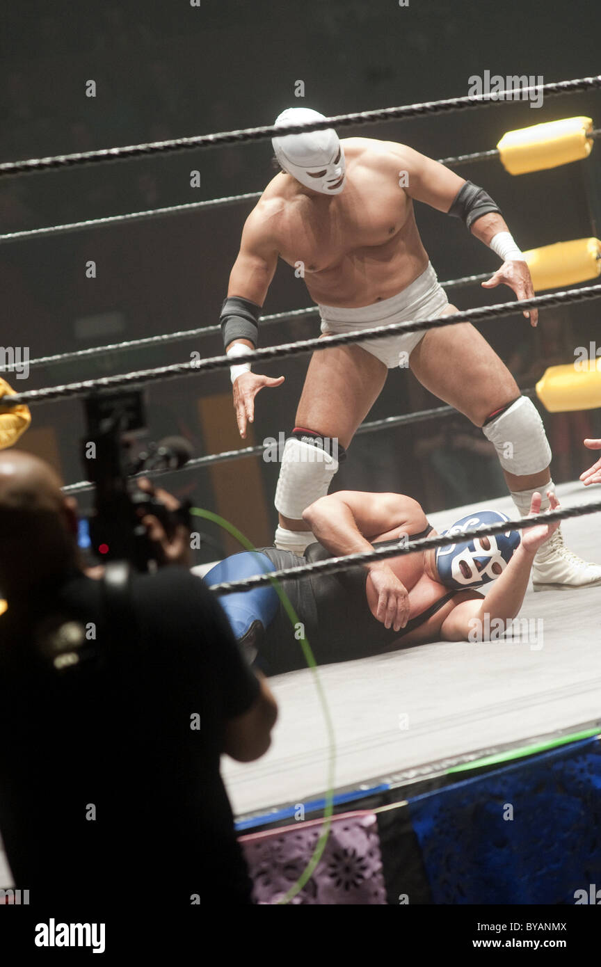 Luchadors High Resolution Stock Photography and Images - Alamy