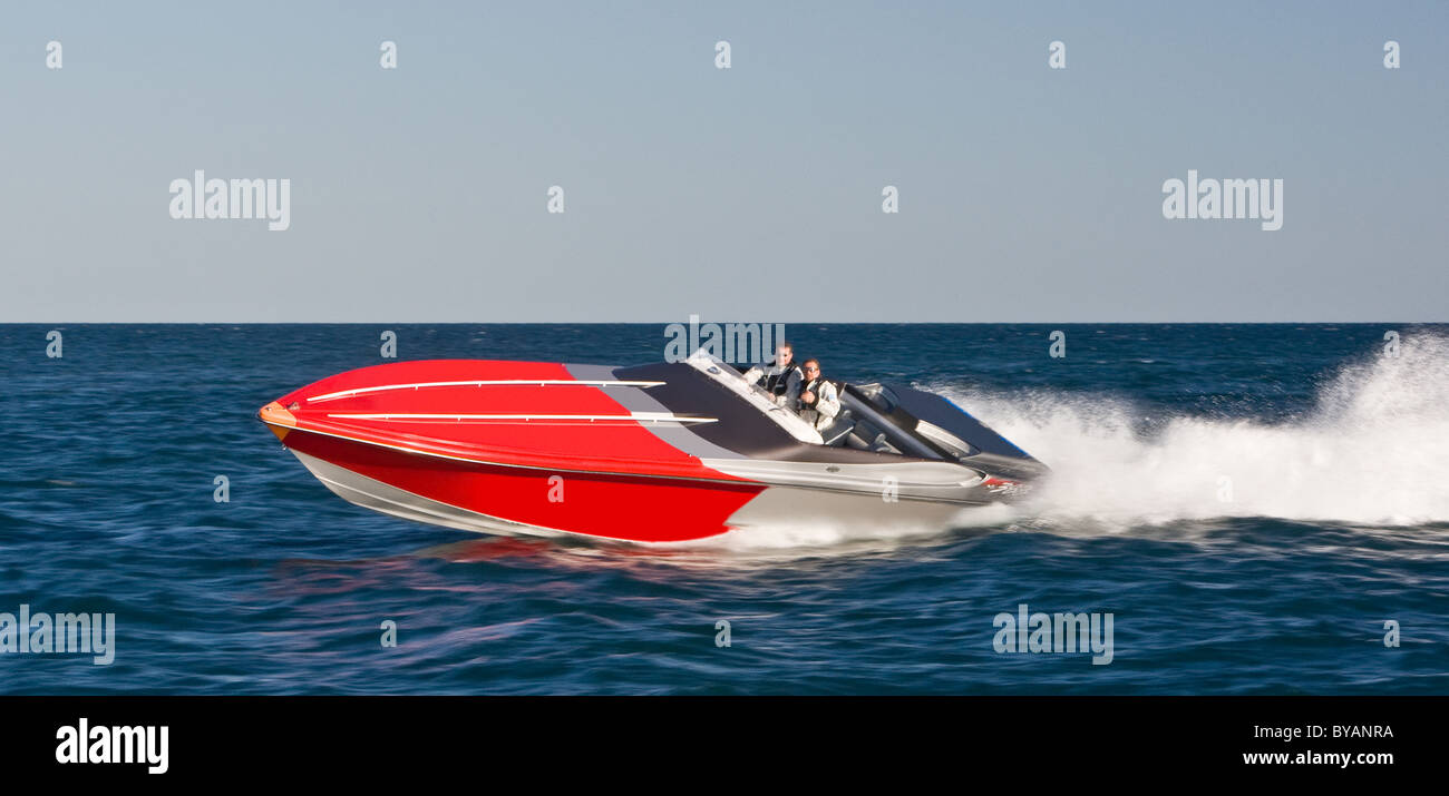 Powerboat racing hi-res stock photography and images - Alamy