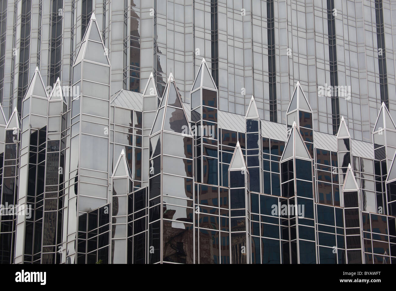 Ppg place pittsburgh hi-res stock photography and images - Alamy