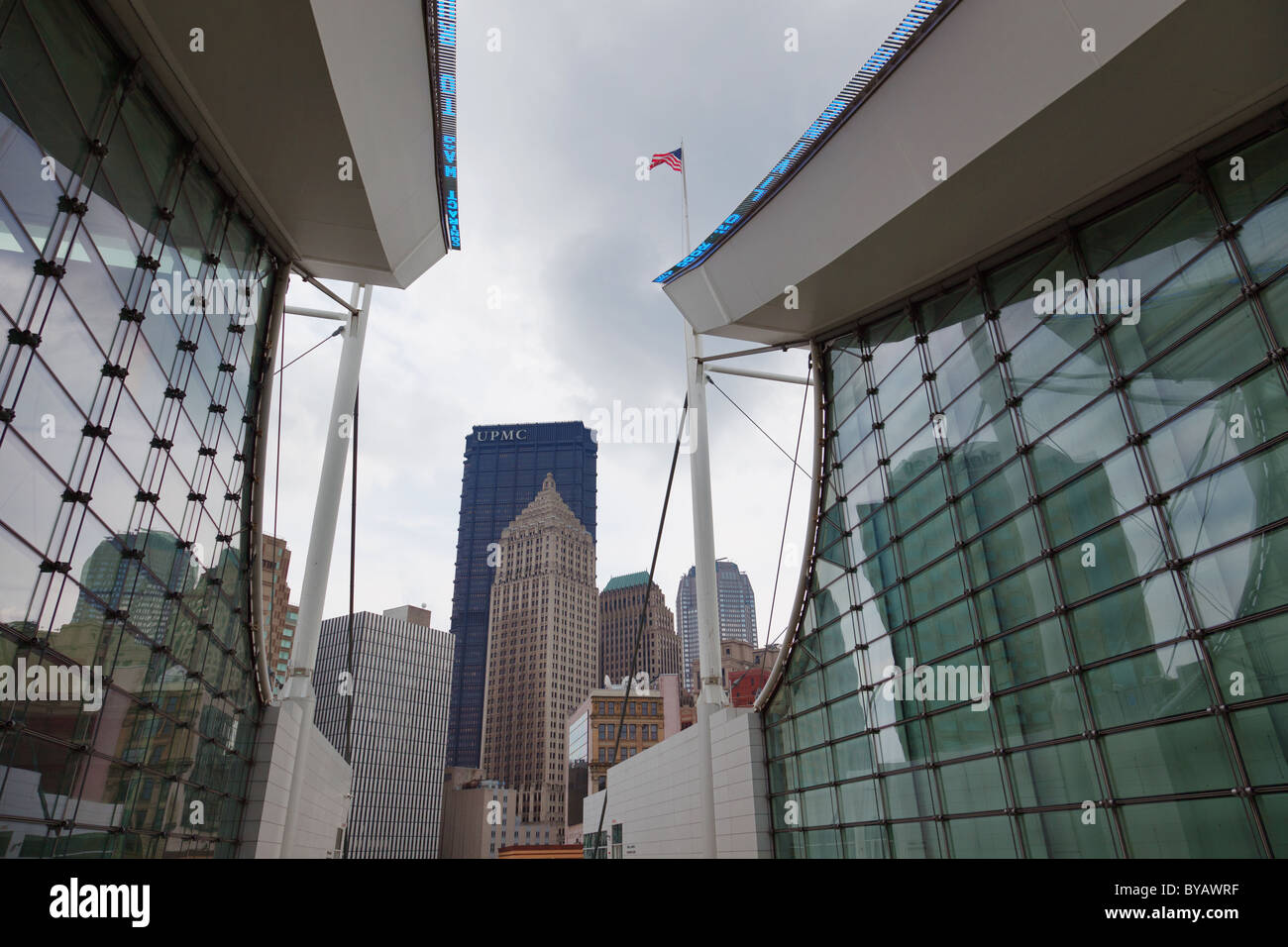 David lawrence convention center hi-res stock photography and images ...