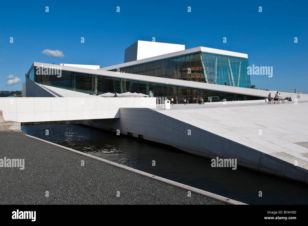 Opera House (Operahuset) in Bjørvika-Bay, Oslo, Norway Stock Photo - Alamy