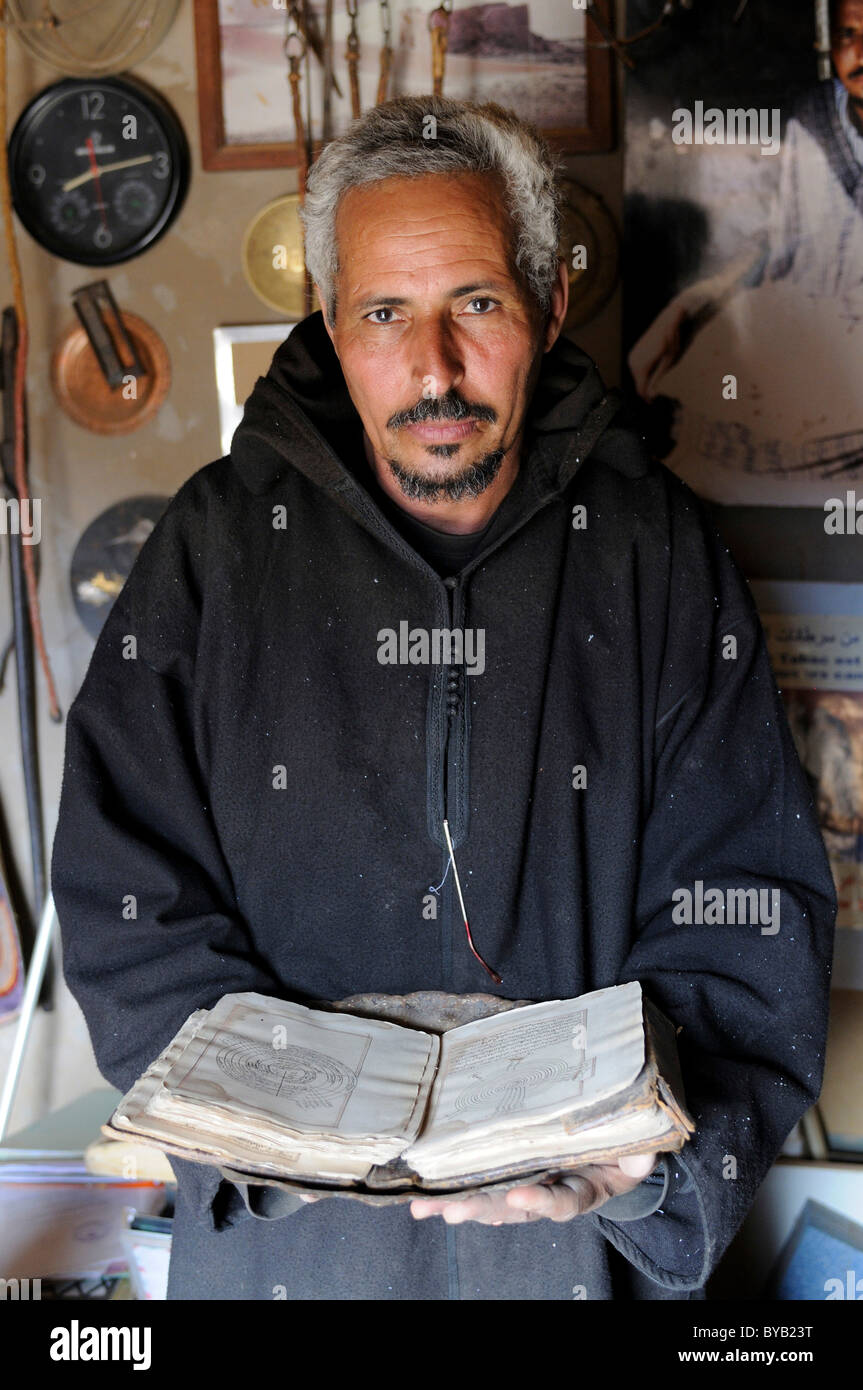 Indigenous manuscripts hi-res stock photography and images - Alamy