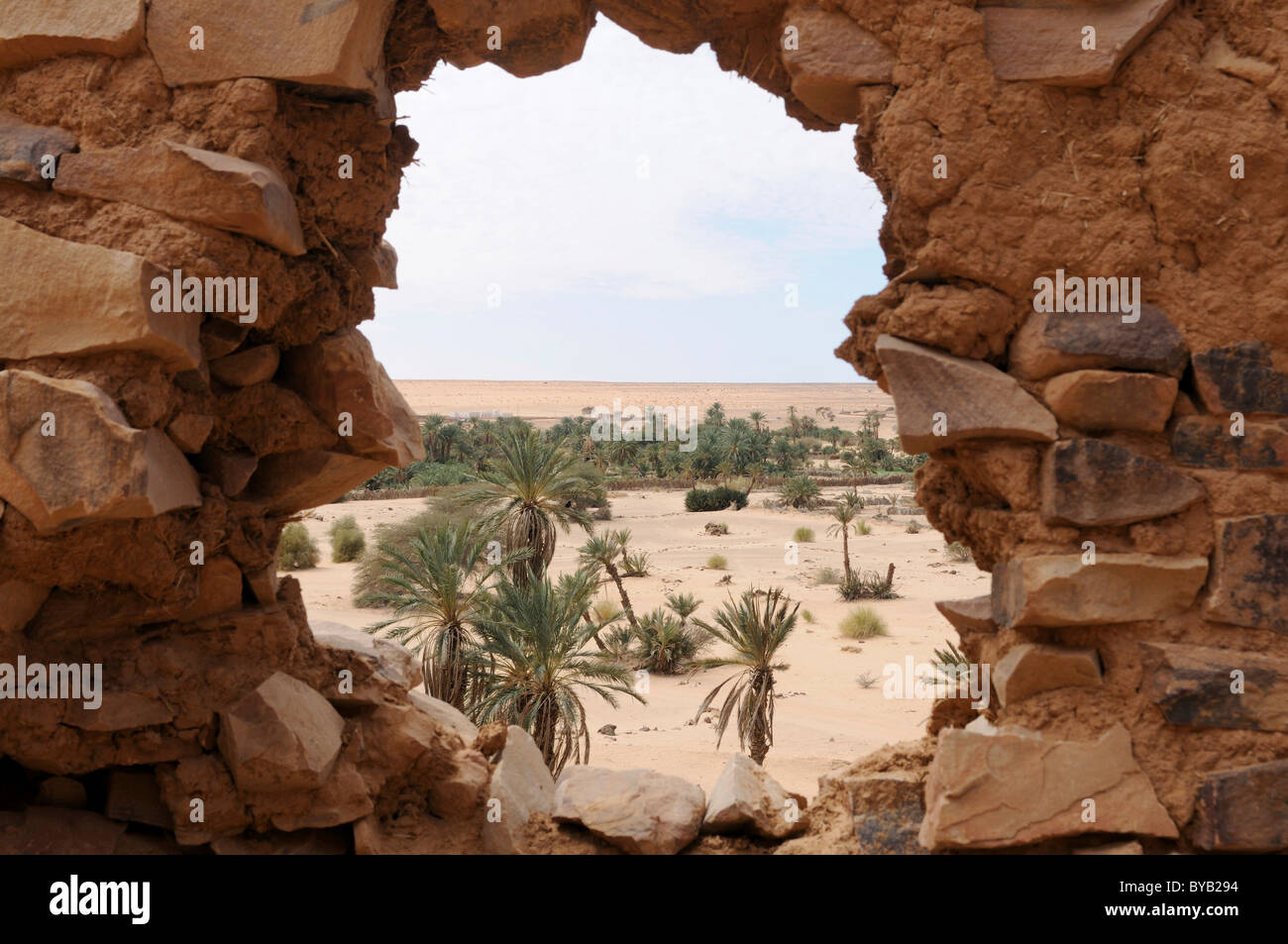 The ruins of Ouadane, UNESCO World Heritage Site, Mauritania ...