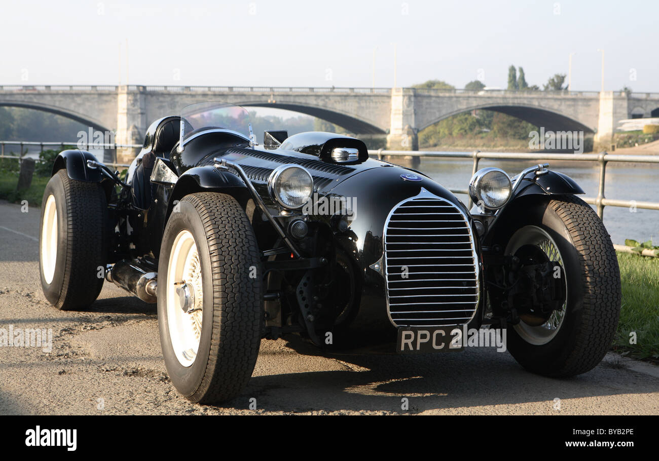 HWM Stovebolt in black special race car, stirling moss first race car ...