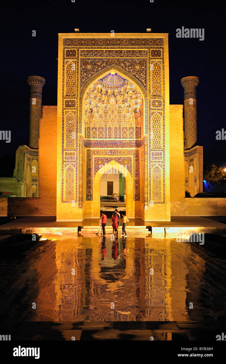 Tamerlane tomb hi-res stock photography and images - Alamy