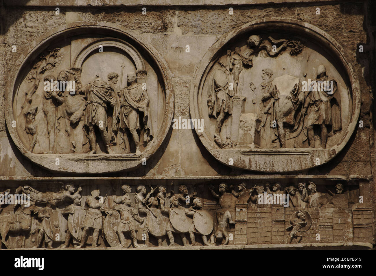 Roman Art. Arch of Constantine. Relief. Rome. Italy Stock Photo - Alamy