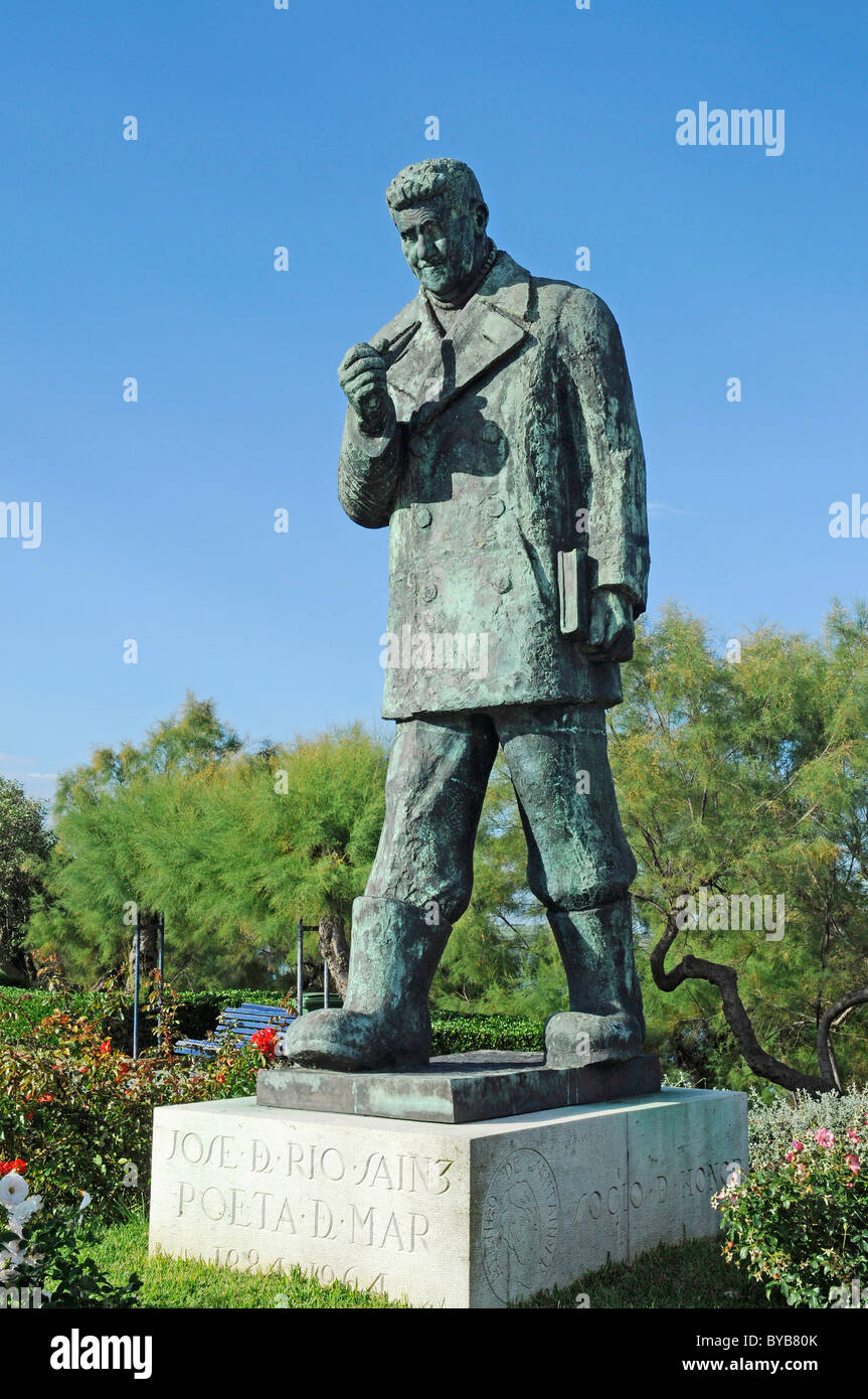 Statue of the poet of the sea, Jose del Rio Sainz, Santander, Cantabria ...