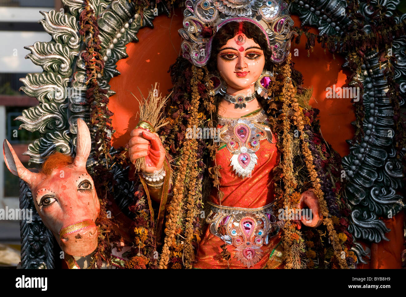 Hindu goddess figure hi-res stock photography and images - Alamy