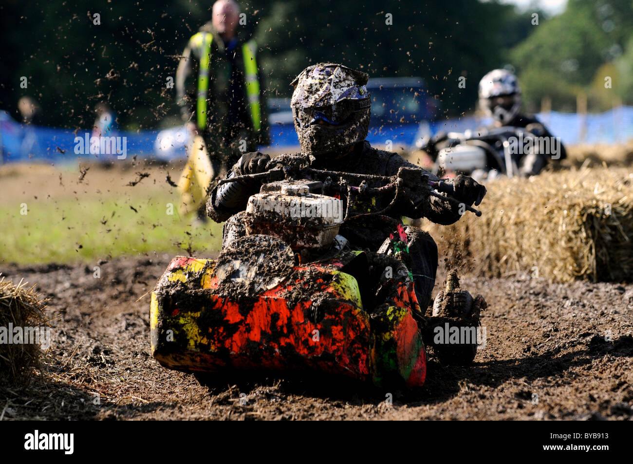 Lawn mower racing hi-res stock photography and images - Alamy