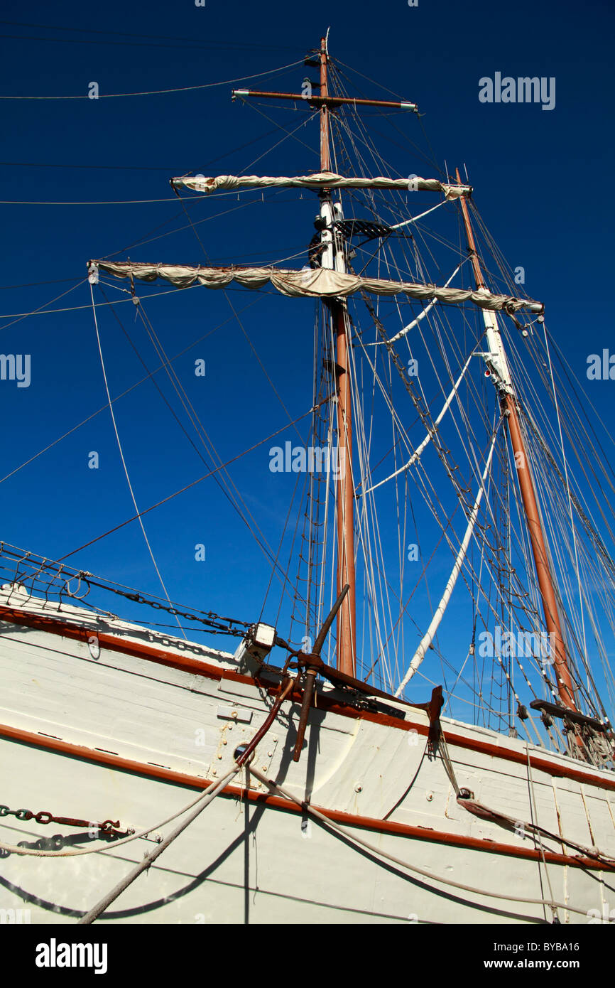 Tall ship, schooner, tackle, pulley, detail, moored at the Ibiza ...
