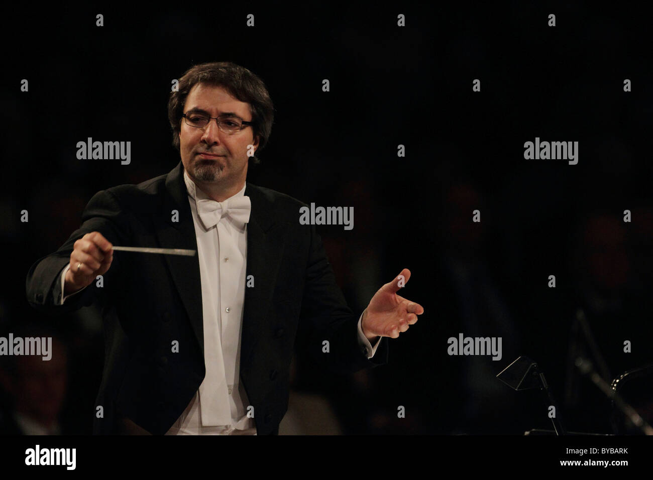 Daniel Raiskin, Chief Conductor of the Rhenish Philharmonic State ...