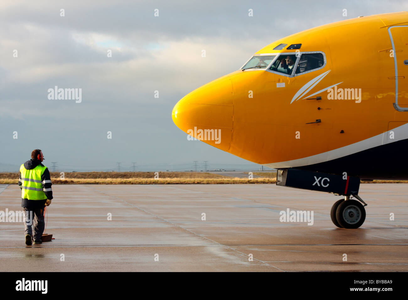 Ramp agent hi-res stock photography and images - Alamy