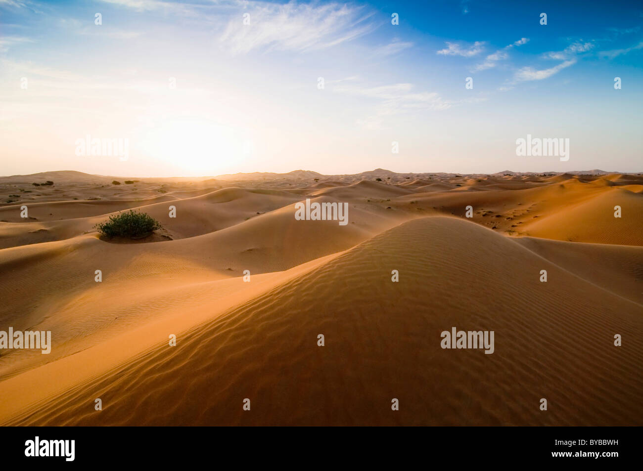 Rub' al Khali desert on the border of Oman and the Emirate of Dubai ...