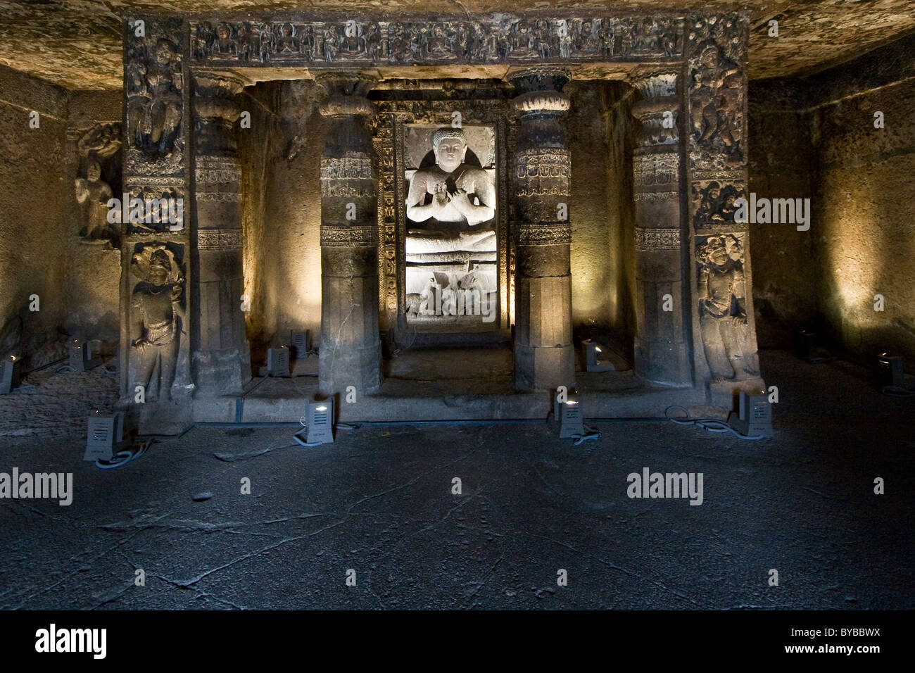 Cave Number 20, Ajanta Caves, India Stock Photo - Alamy