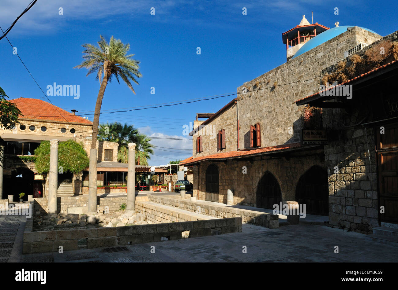 Old mosque and antique coloumns at Byblos, Unesco World Heritage Site ...