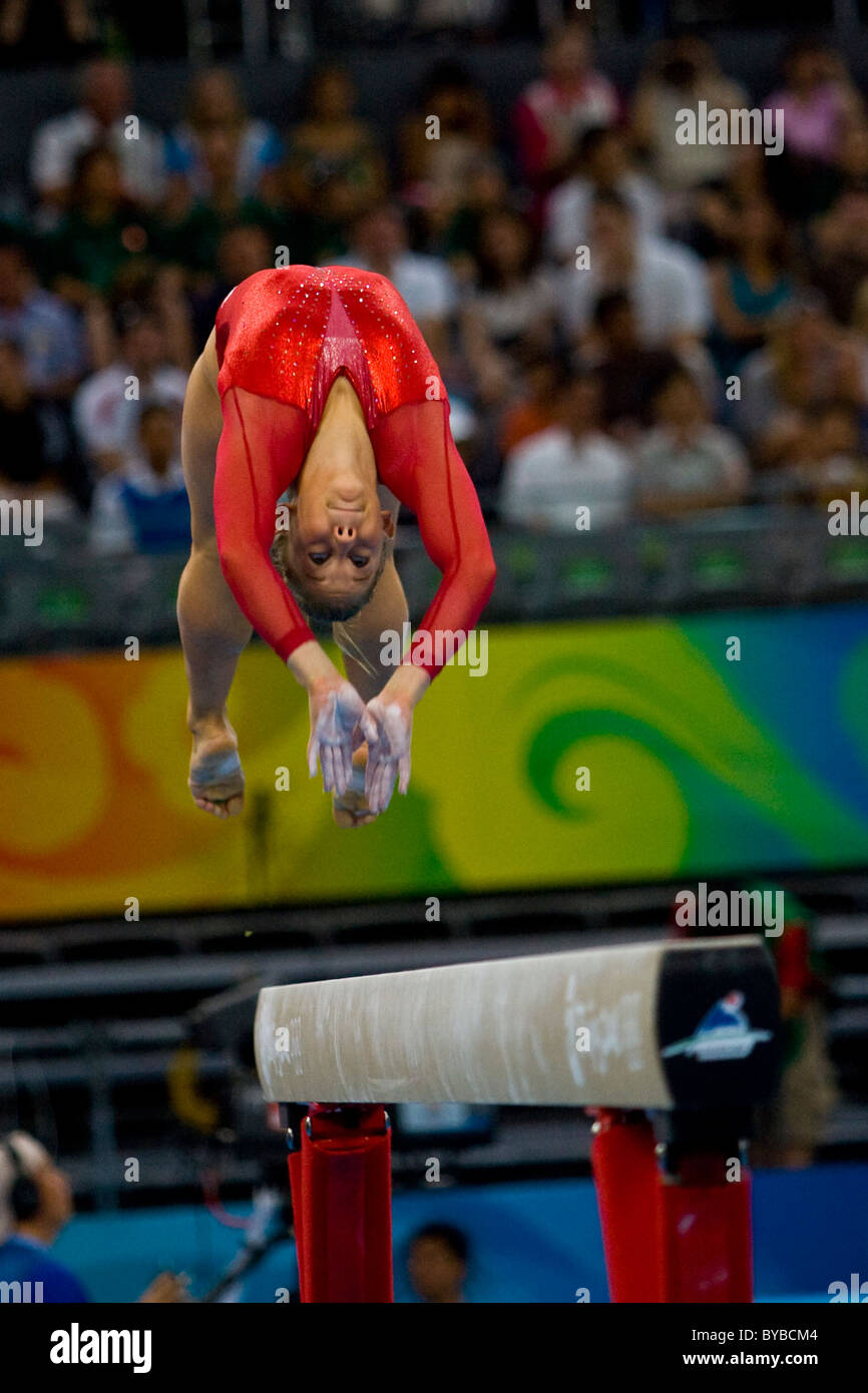 Shawn Johnson Vault 2008 Olympics