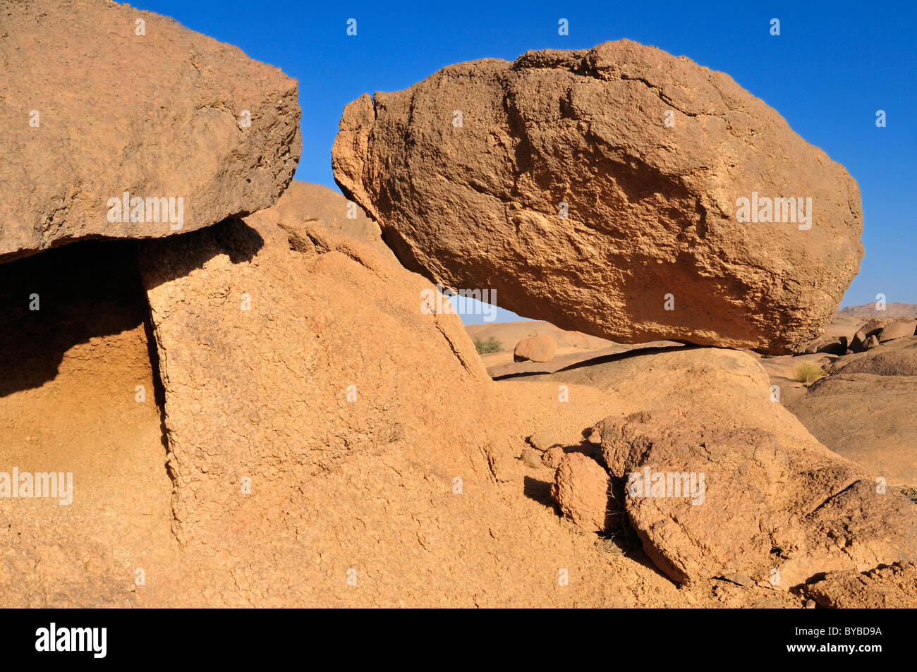Algeria ahaggar mountains hi-res stock photography and images - Alamy