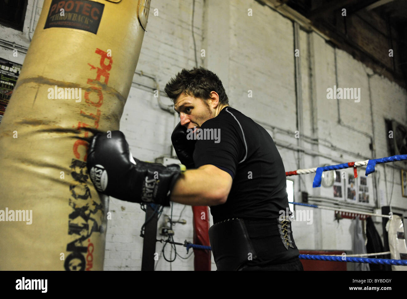Young heavyweight boxer Scott Whyley from Brighton in the gym 2011 ...